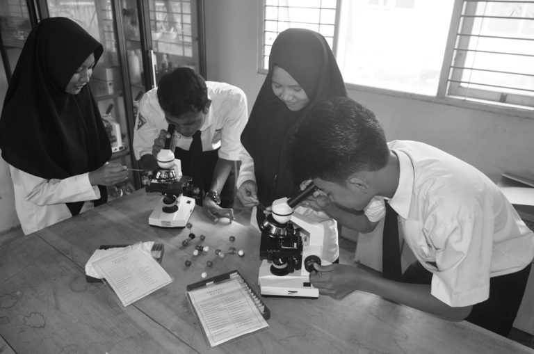 Lab. IPA - SMA BAITUL ARQOM
